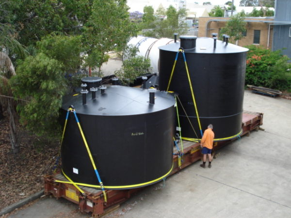 Plastic Tanks - Industrial plastics fabrication and engineering - Islex ...